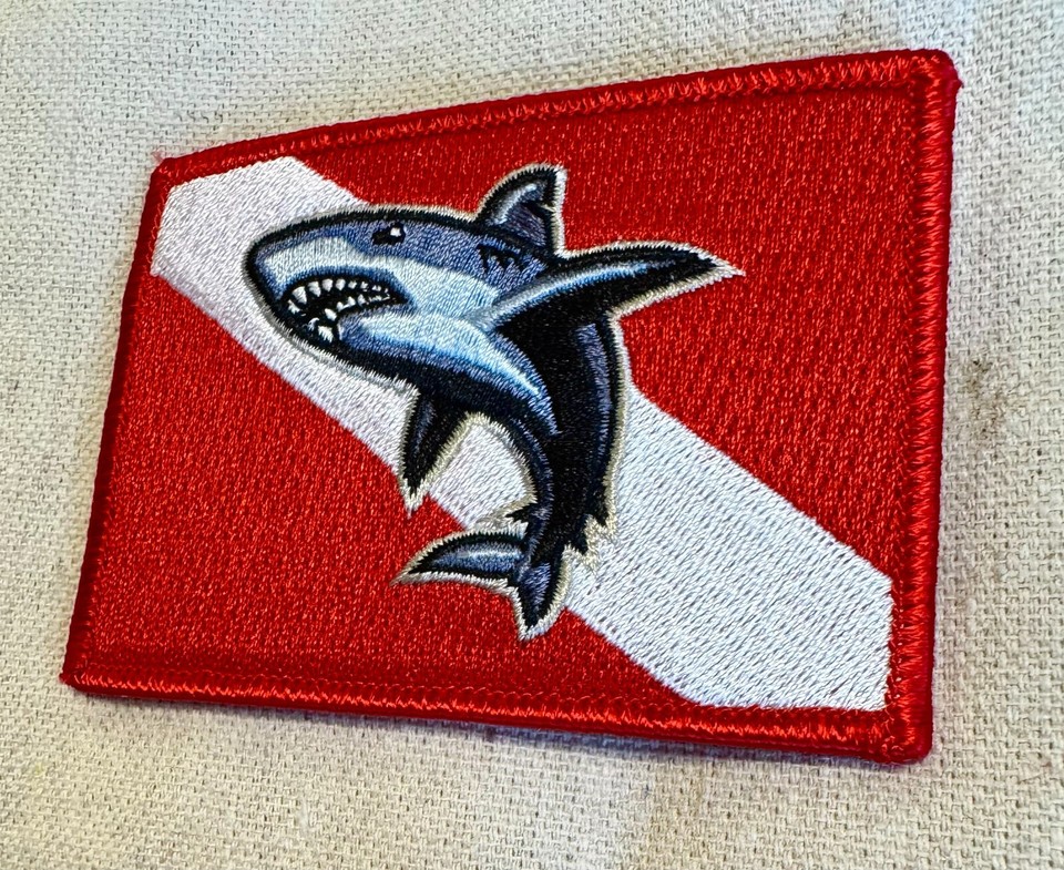 SCUBA DIVING PATCH SHARK DIVER DOWN RED embroidered iron-on SOUVENIR ...