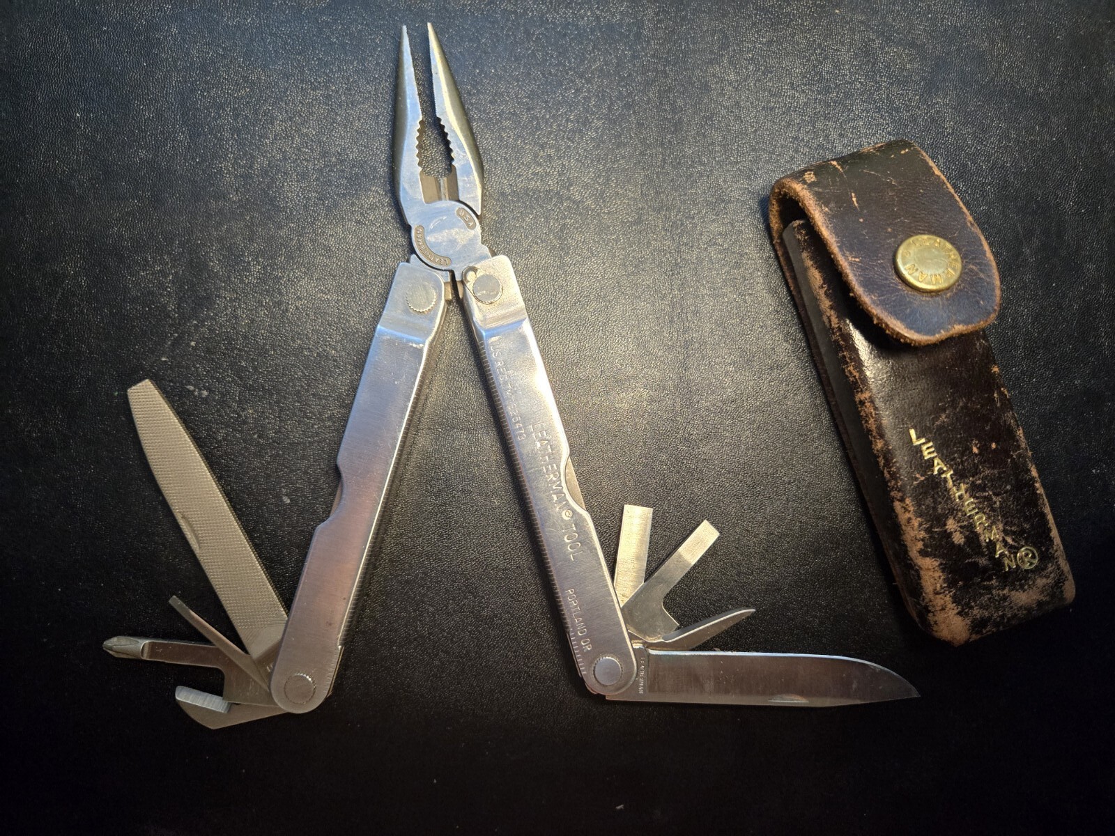 Classic Leatherman Multi Tool With Leather Case | eBay