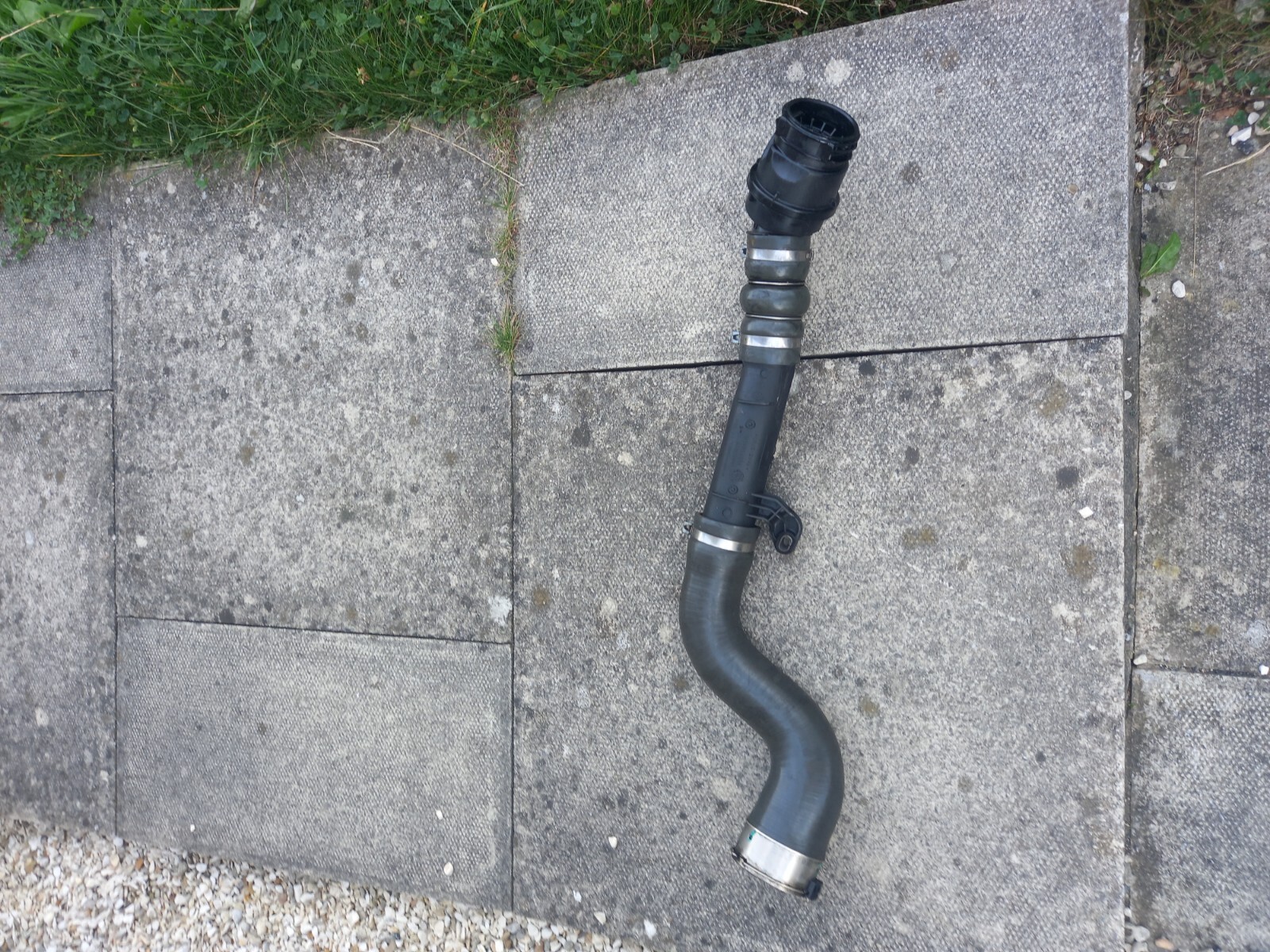 NISSAN QASHQAI INTERCOOLER PIPE HOSE 1.5 DCI 144609787R MK2 J11 2014 ...