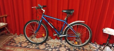 Vintage 1990s Muddy Fox Ranger Mega Mountain Bike 21 spd Electric blue ...