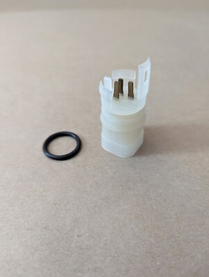 GM TRANSMISSION CASE CONNECTOR - SQUARE, 3 PRONG - 125C, 180C, 200C ...