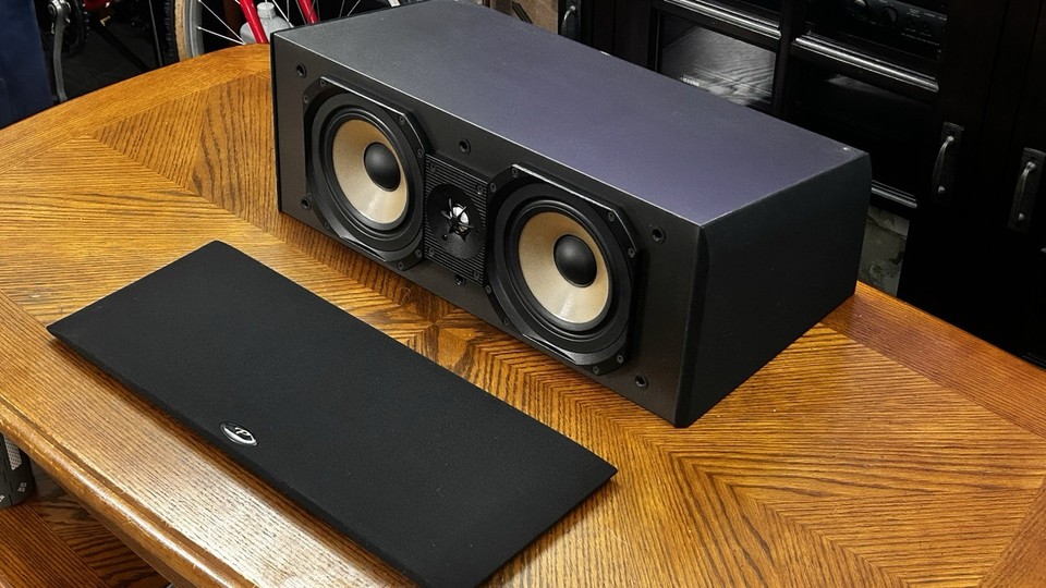 Paradigm Reference Studio CC V2 Center Channel Speaker - Good Cond ...