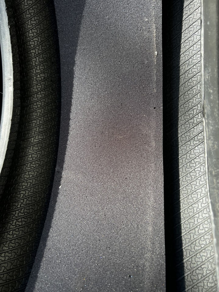 1 Tire Kumho Majesty 9 Solus TA91 K-Silent 235/40R18 91W DOT.4924 9/32 | eBay