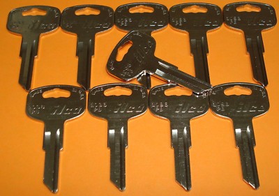 🔑LOT of 50 Brand New ILCO PETERBILT 1098PB KEY BLANKS uncut Blank 50 ...