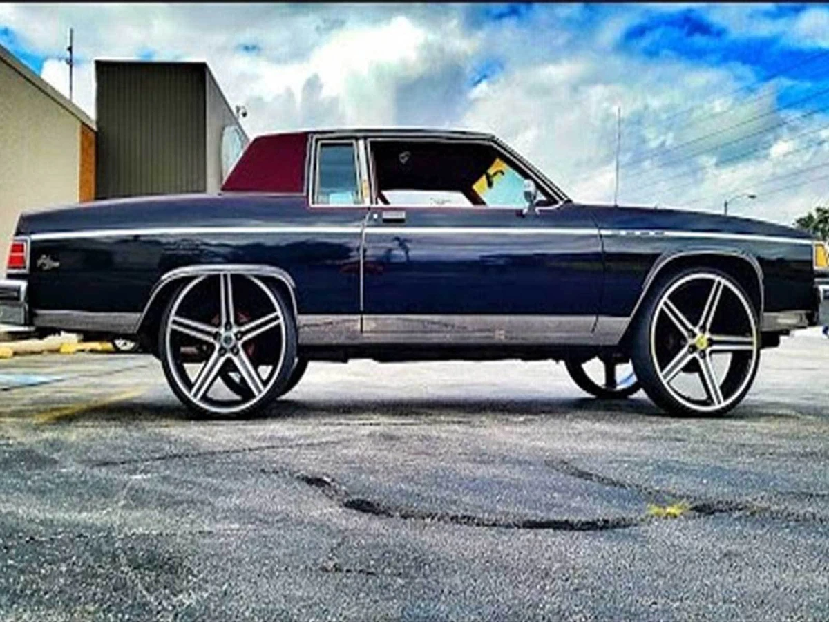 4 Door Cutlass On 26s