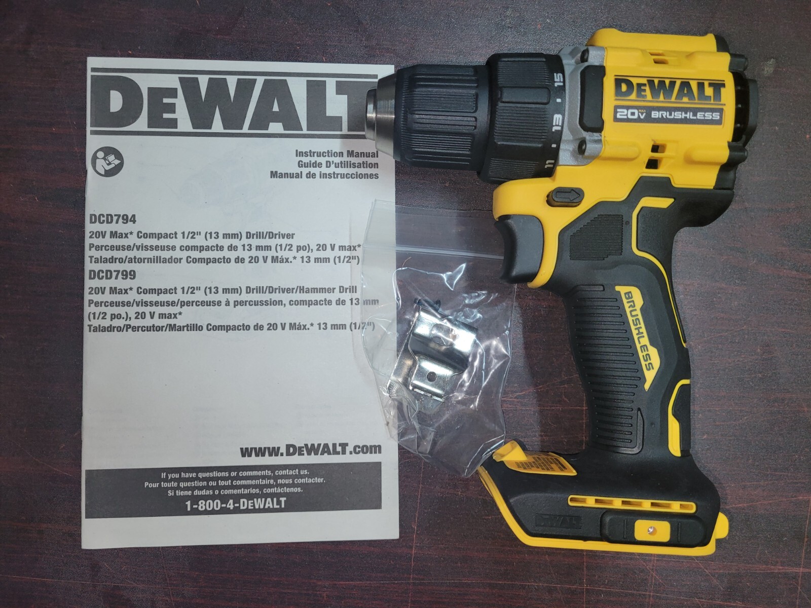 New DeWALT 20V Max ATOMIC Brushless 1/2 In. Drill Driver DCD794 Tool ...