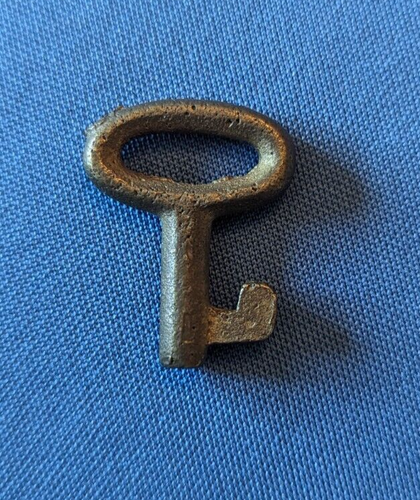 Vintage cast iron key, solid, 1 1/4" long | eBay