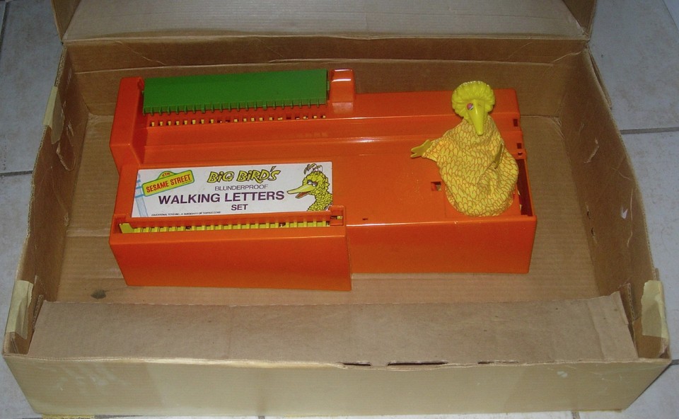 SESAME STREET BIG BIRD'S BLUNDERPROOF WALKING LETTER SET TOPPER C. 1970 ...