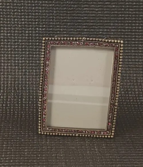 Picture Frame(3"w × 4") Metal Frame with Pink Stones around. | eBay