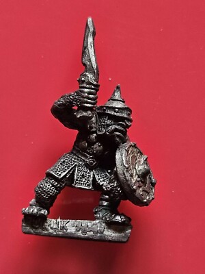 ME44 Uruk-hai LOTR citadel games workshop Gw With Sword Middle-earth ...