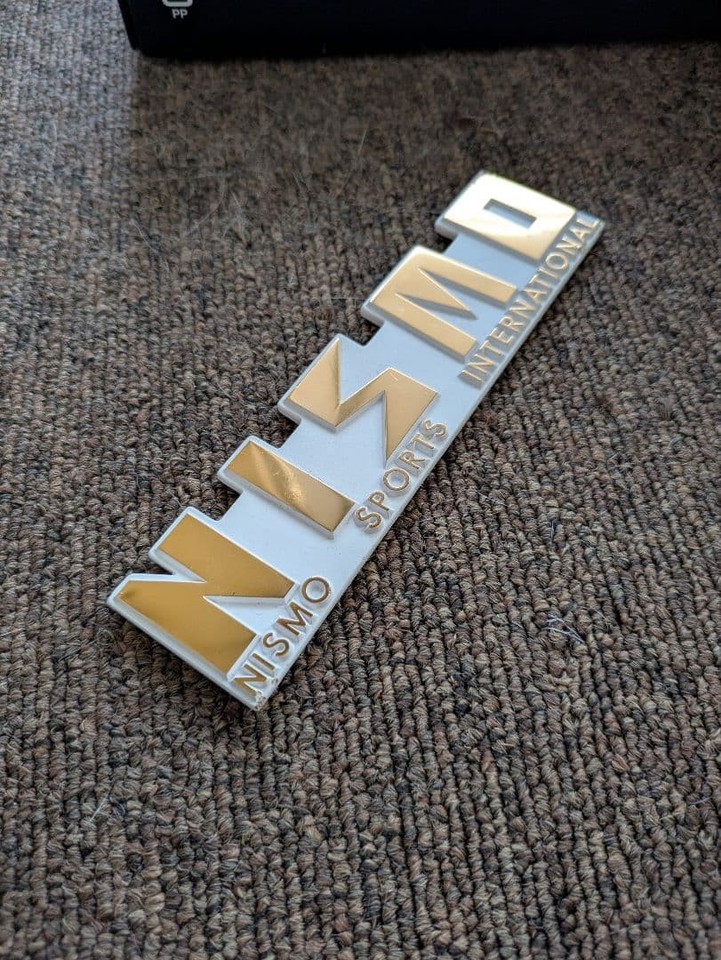 [Import duties included] NISMO Sports International Emblem White Gold ...