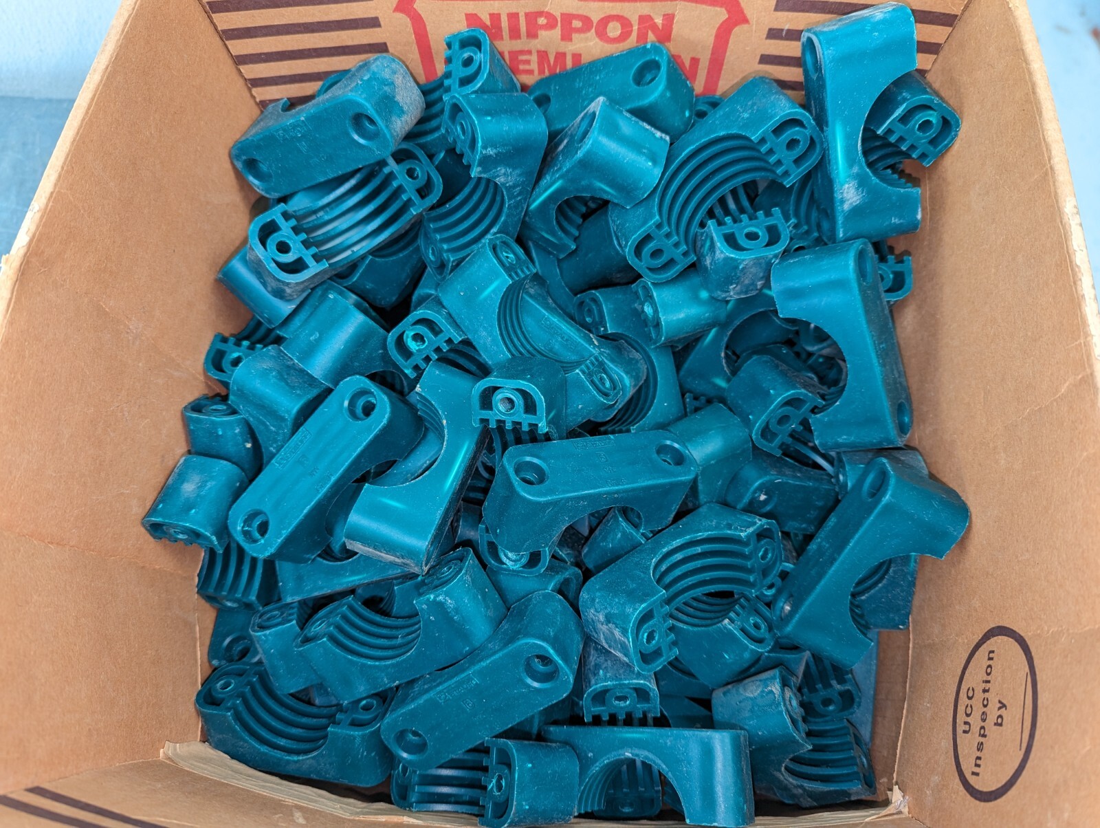Box of STAUFF Clamp Bodies for Pipe, Hose, Conduits, Gr. 5 & 6 ...