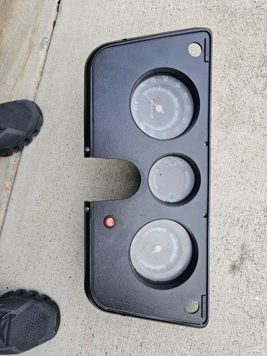 1967-1972 CHEVY GMC C10 C20 INSTRUMENT CLUSTER BEZEL PANEL OEM | eBay