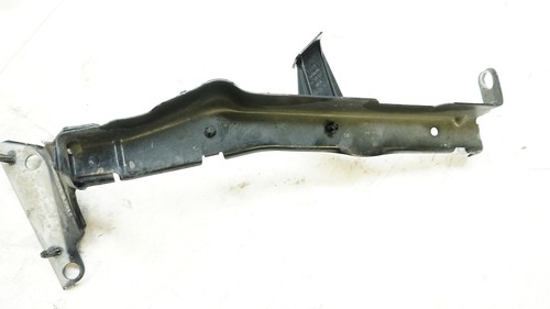 Fender Bracket Left Front 8K0821135 2009 Audi A4 | eBay