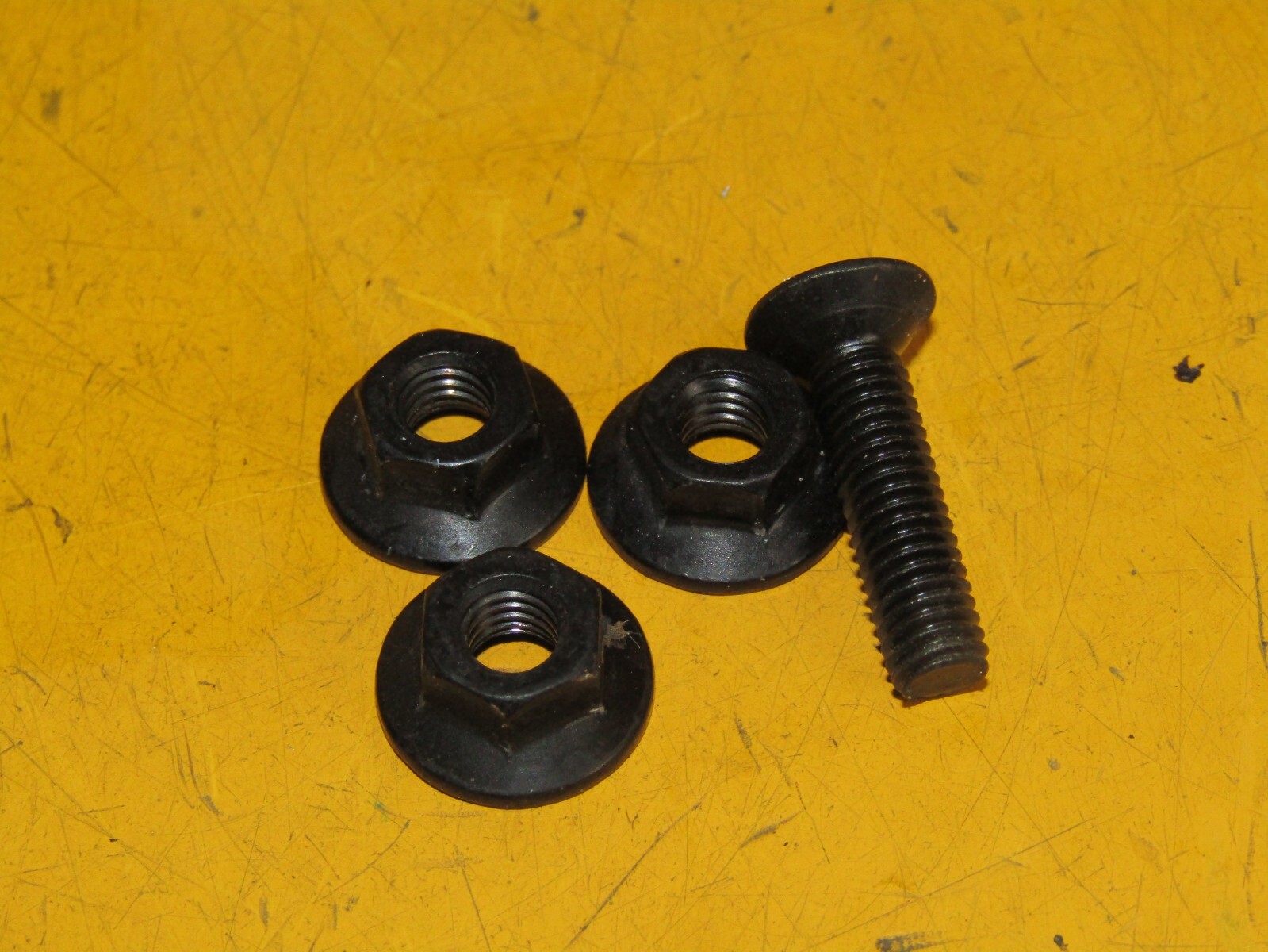 2015-2016 Hyundai Sonata 2.4L OEM ECU ECM computer retainer bolt & nut ...