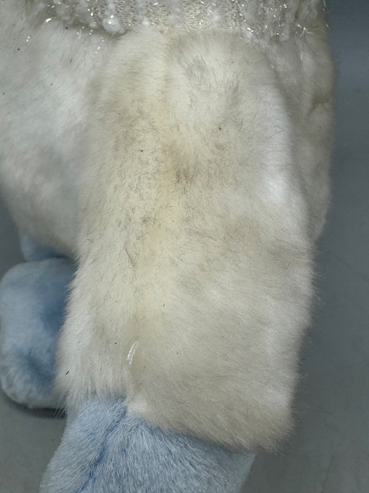 DanDee Christmas Plush Animated White Moose Sings "Jingle Bell Rock ...