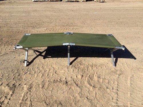 US Army Heavy Duty Folding Cot, NSN 7105-00-935-0422 / GOVERNMENT ...