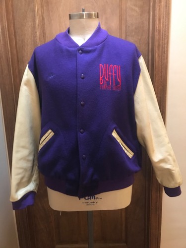 BUFFY THE VAMPIRE SLAYER MOVIE CAST & CREW JACKET | eBay