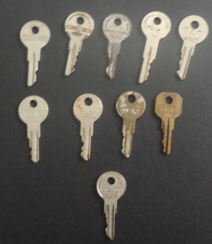 Lot Of 10 Vintage briggs stratton basco all lock Gas Fuel Keys | eBay