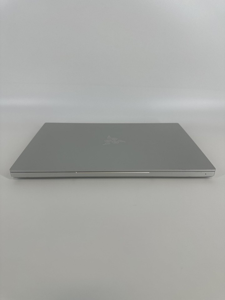 Razer Blade 15 Base Silver 4K i7-10750H 2.60GHz 32GB 512GB SSD RTX 2070 ...