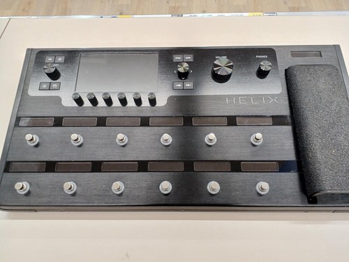 HELIX FLOOR Carrying Case Included Model No. HELIX FLOOR LINE6 | eBay