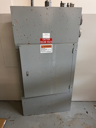 Square D 600A I-line Panel Board MLO 120/208v 480/277v 18 Circuit 3P 4W ...