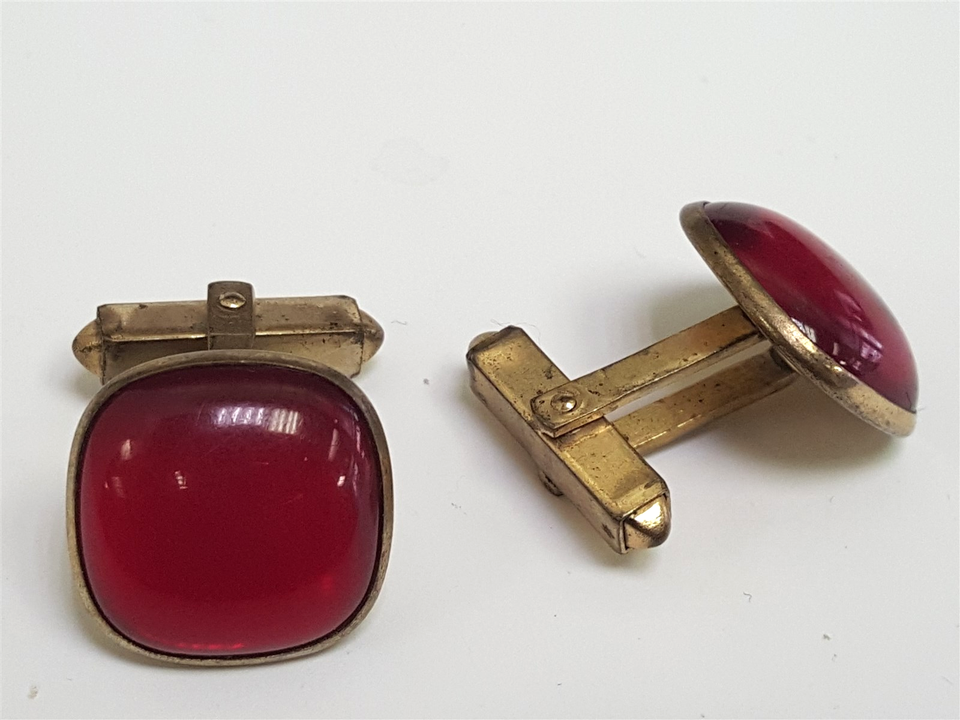 VINTAGE 50's SQUARE GOLD TONE - RED LUCITE SIGNED ANSON CUFFLINKS | eBay