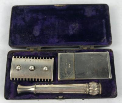 Vintage Pat 1904 Gillette Pocket Edition Safety Razor Set in Antique ...