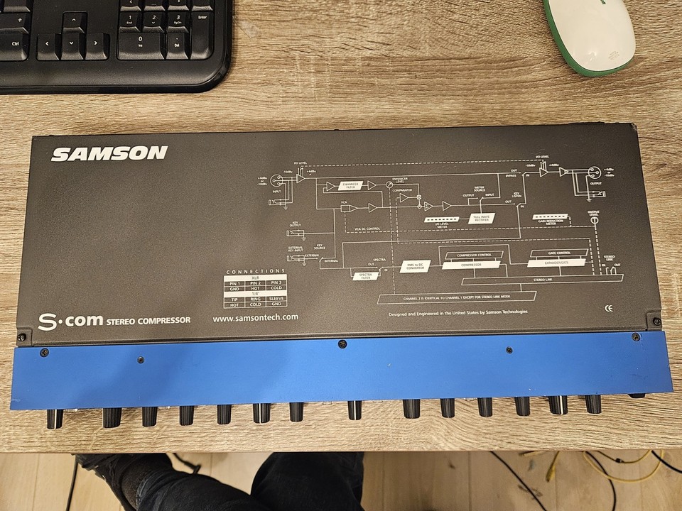 SAMSON S-com Stereo Compressor Rack Mountable Dynamic Range Processor ...