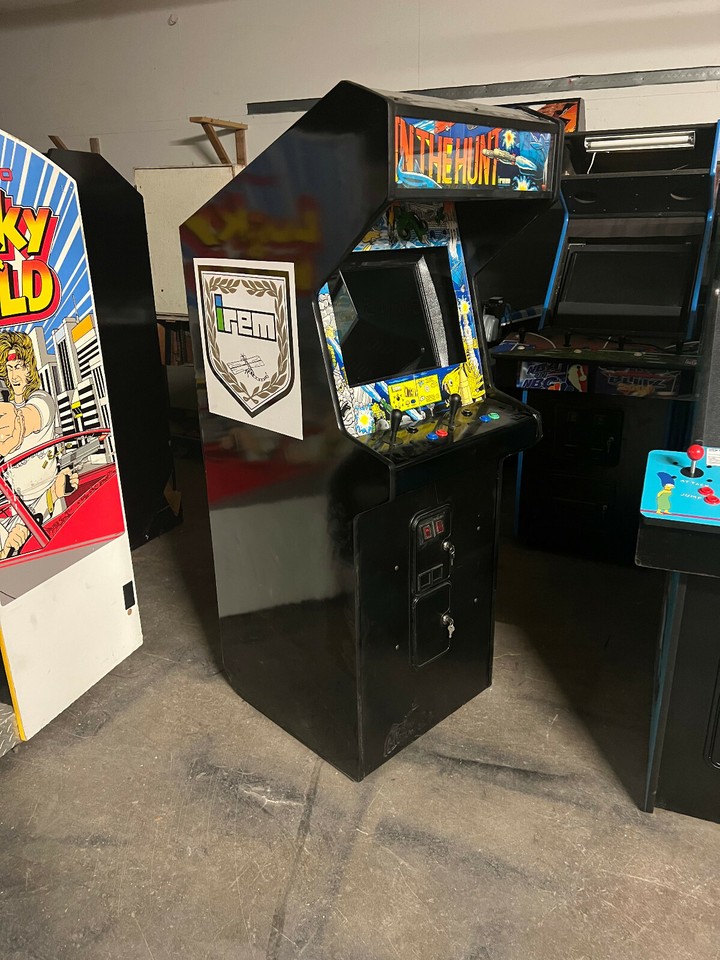 IN THE HUNT ARCADE MACHINE by IREM 1993 (Excellent Condition) | eBay