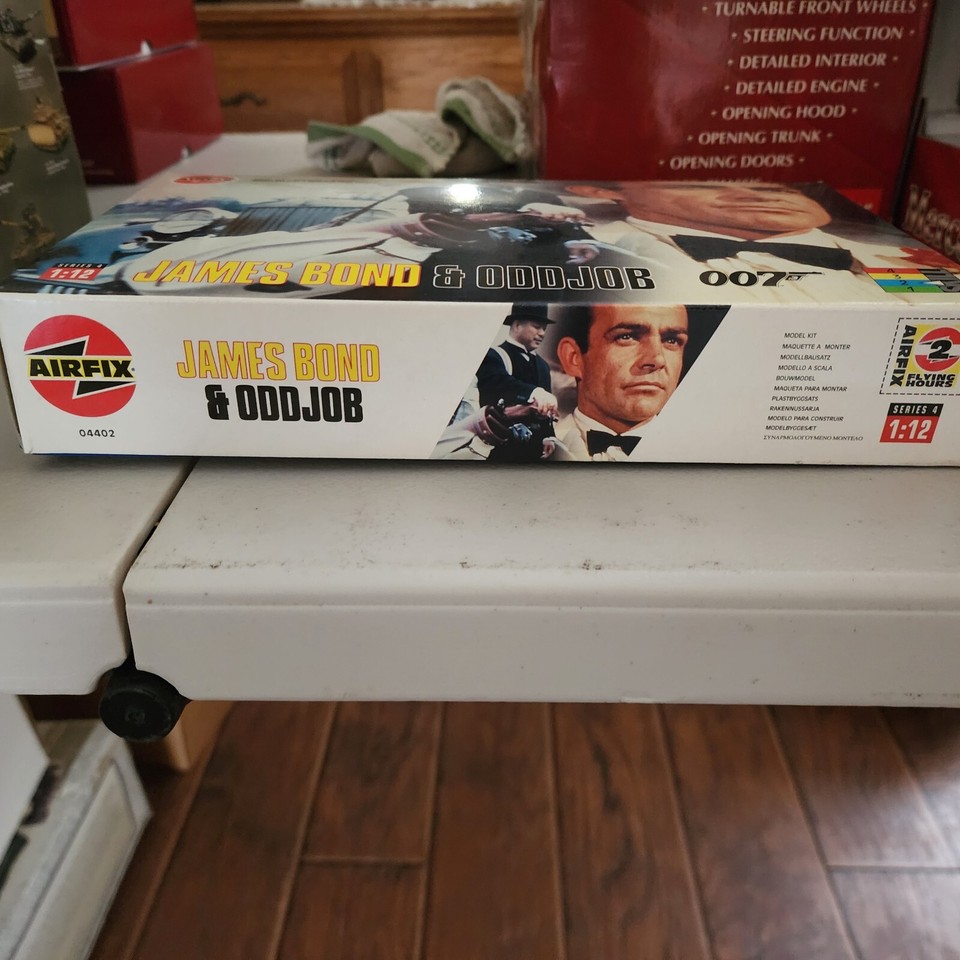 Vintage 1988 AIRFIX JAMES BOND & ODDJOB 1:12 Model Kit #04402 New In ...