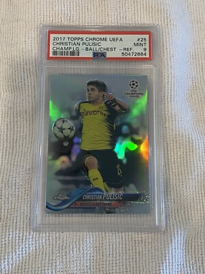 2017 Topps Chrome Refractor Ball at Chest SP Christian Pulisic #25 UEFA ...