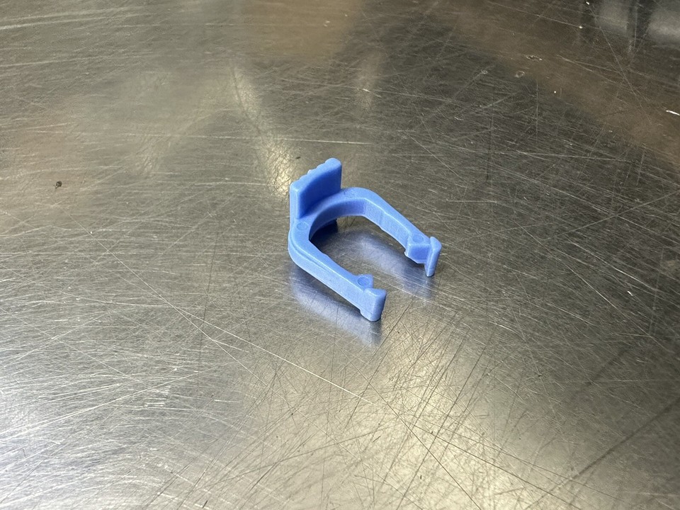 AUDI VW SEAT SKODA HEADLIGHT WASHER HOSE CLIP WASHER JET PUMP PIPE CLIP ...