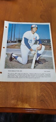 KEN SINGLETON POSTER COLOR 8 BY 11 inches MONTREAL EXPOS 1972 DERNIERE ...