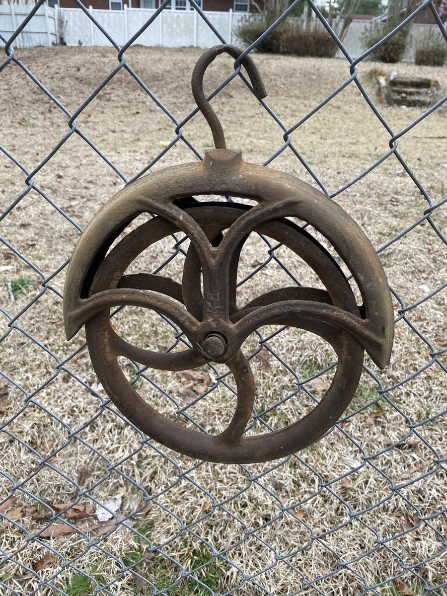 Barn Style Pulley Wheels Antique Metal Barn Pulley | S16 Home
