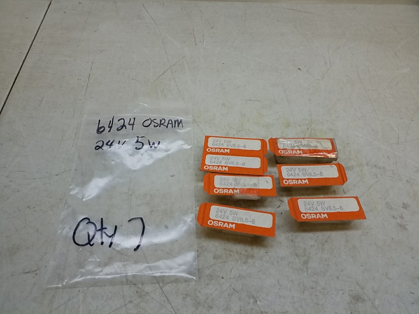 6424 Osram Lamp 24v 5W SV8.5 Soffitt Tubular Lamp Bulb Quantity Of 7 ...