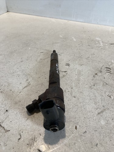 Lancia Delta fuel injector Bosch 0445110300 genuine 1.6 m jet 2011 year ...