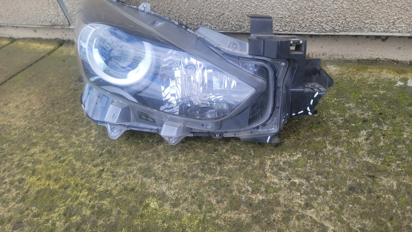 2017-2018 Mazda 3 Right Passenger Side Halogen Headlight Head Light OEM ...
