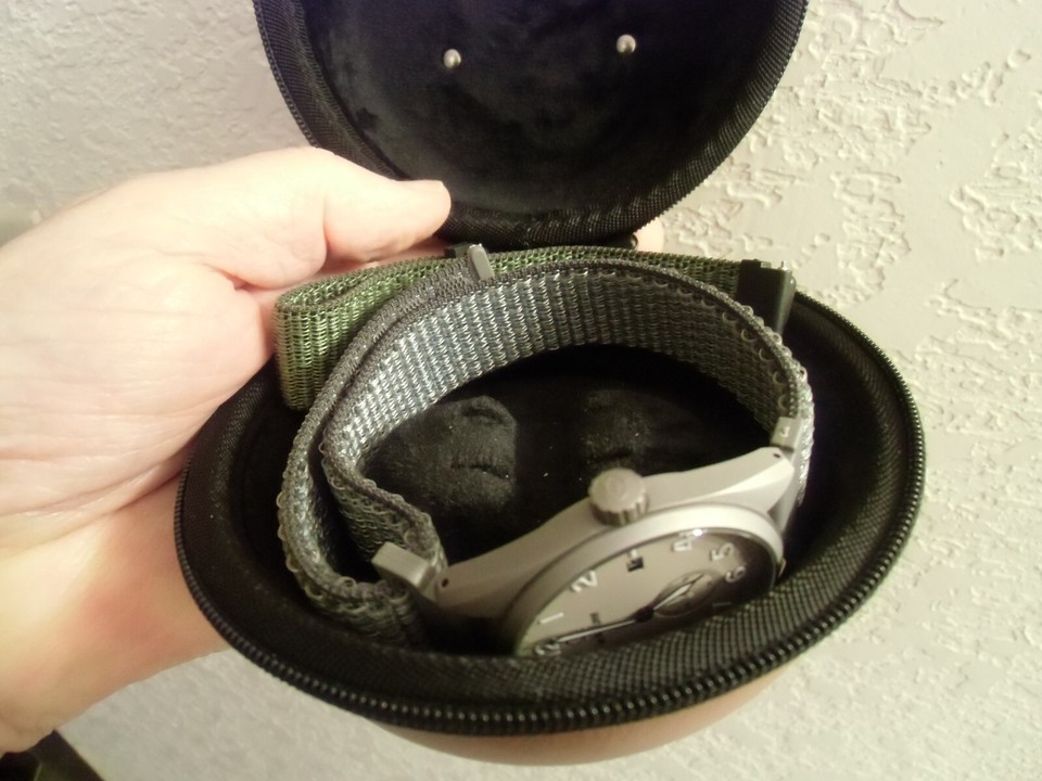 SWISS WATCH COMPANY (SWC) ARK (BEIGE) 38 MM SAPPHIRE QUARTZ WATCH ...