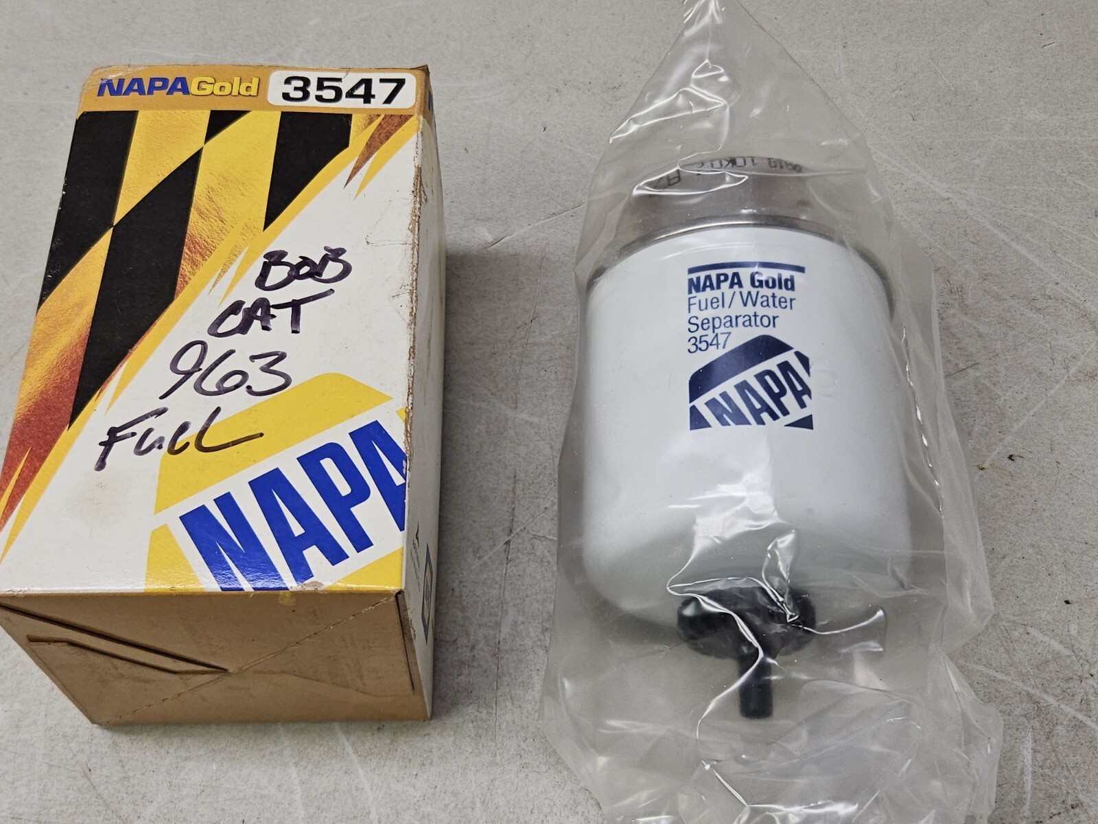 FLEETGUARD FS19530 - Fuel filter cross reference