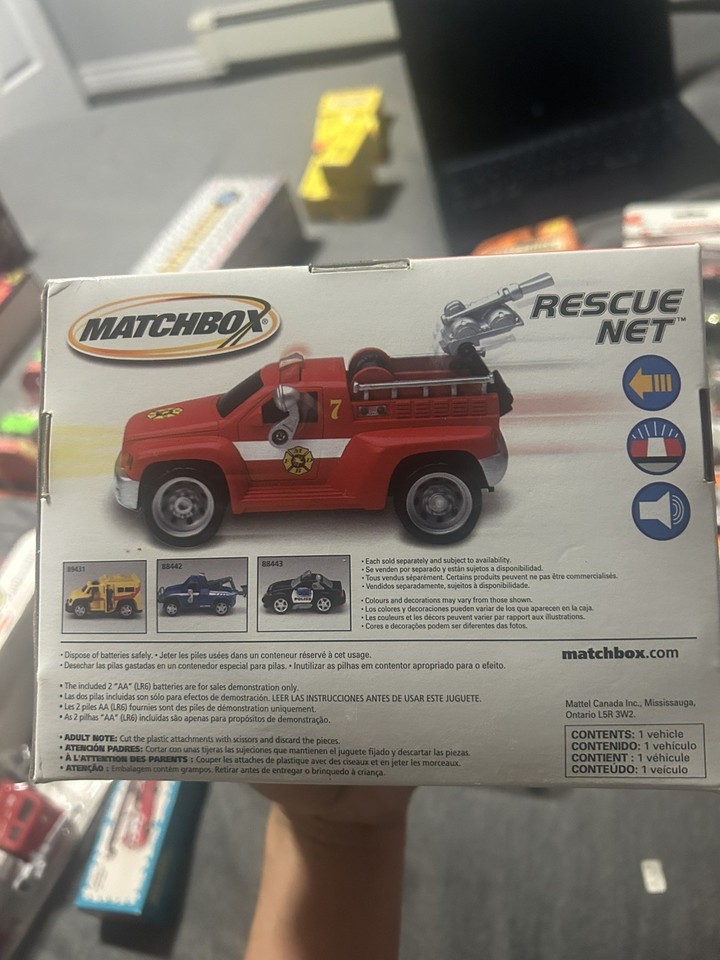 RARE MATCHBOX "FIRE TRUCK" MOVES LIGHTS/SOUND 2001 MATTEL | eBay