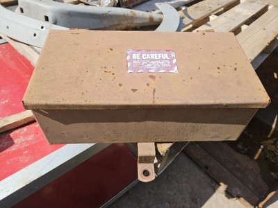 IH FARMALL 300 UTILITY 350 UTILITY TRACTOR TOOL BOX NICE REAR TOOL BOX ...
