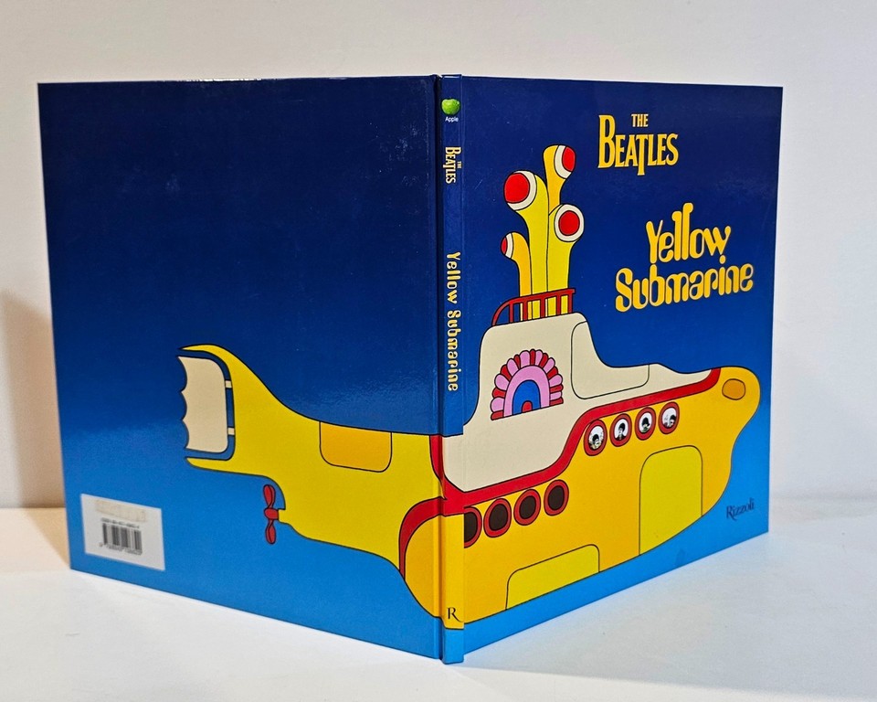 THE BEATLES- YELLOW SUBMARINER PICTUR DISC 7" LTD & BOOK HARDCOVER ...