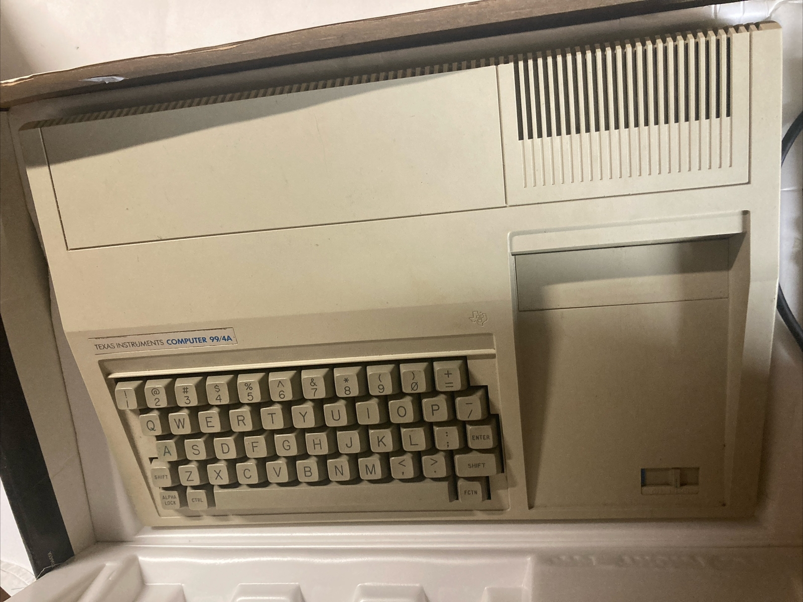 Texas Instruments Ti-99/4A (PHC004A) Vintage Home Computer 33317010011 ...