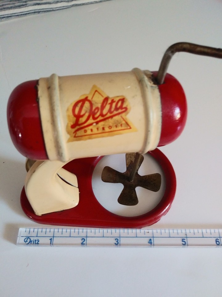 Vintage Collectible Toy Delta Mixer, Crank-operated to spin blades ...