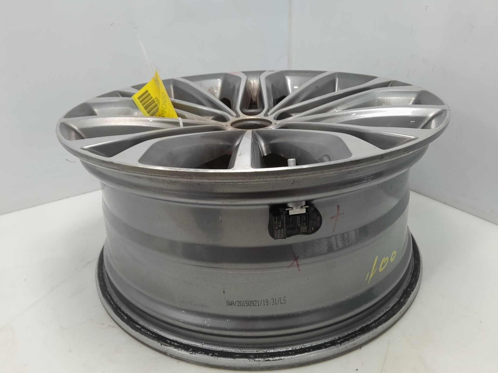 15 - 17 Hyundai Genesis G80 Sedan Alloy Wheel 18x8 OEM 52910B1150 | eBay