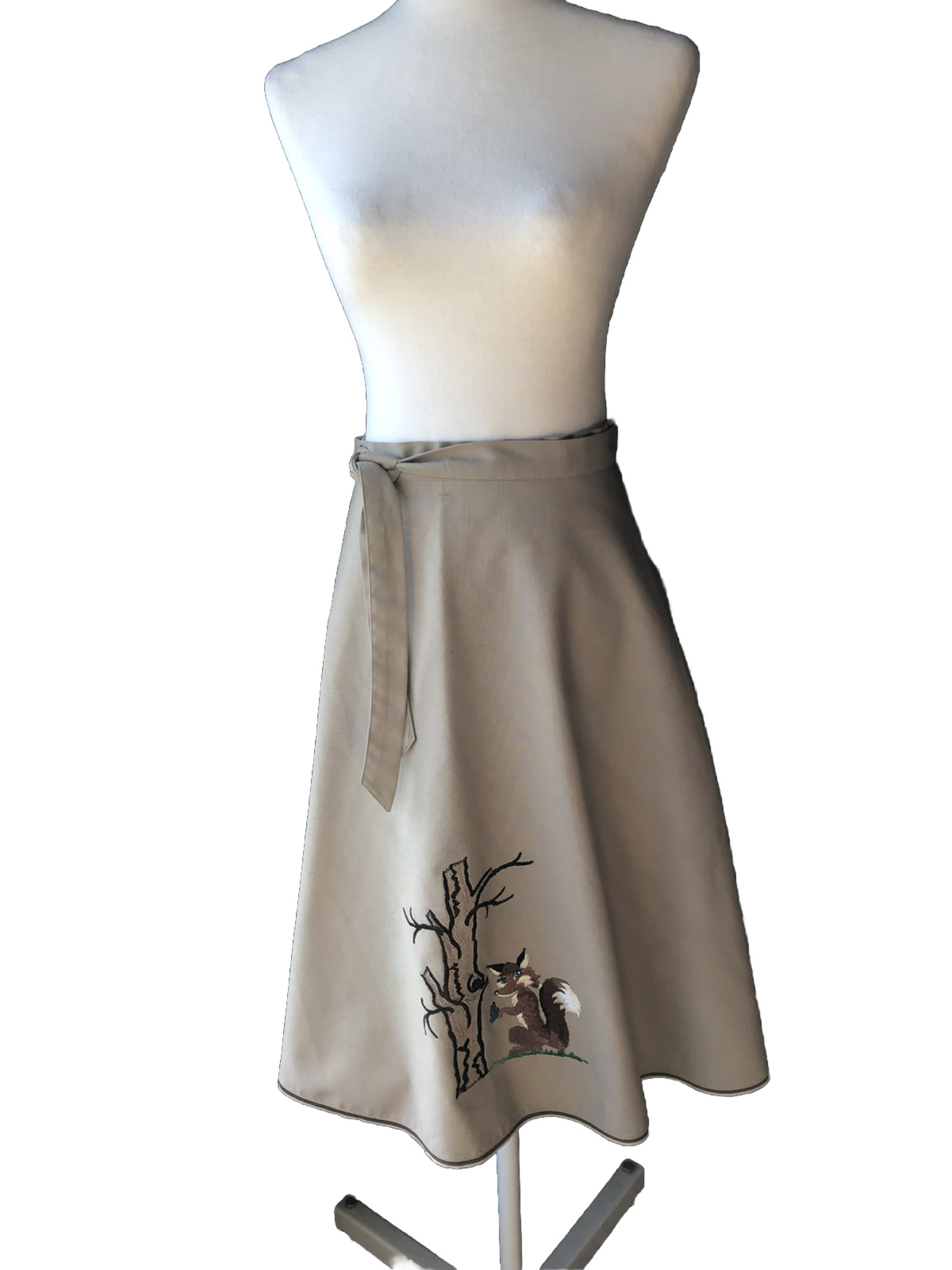 RARE Vintage Shirley Gadol Wrap Skirt Embroidered FOX… - Gem