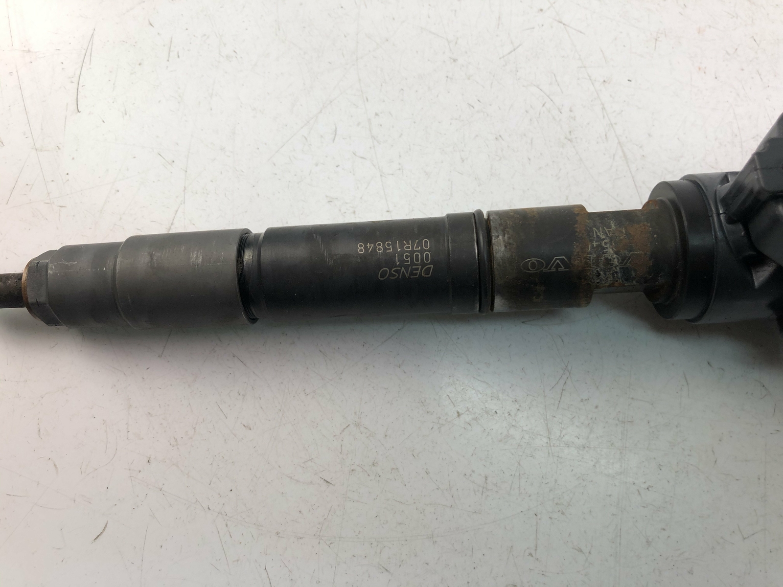 E4395 VOLVO V70 III BW 2015 Fuel Injector 31405404 | eBay