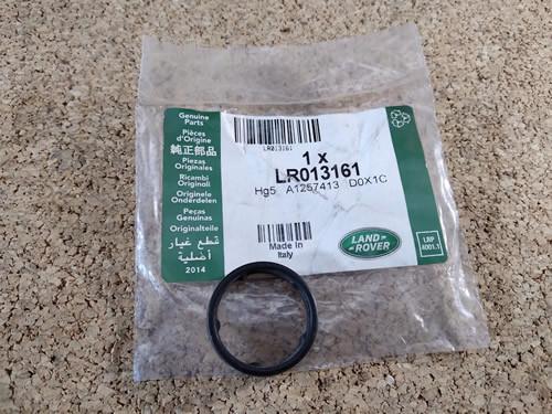 GENUINE LAND ROVER OIL FILTER HOUSING SEAL 3.0L V6 DIESEL LR013161 | eBay