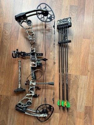 Mathews Halon 32 6 RH Bow 70 lb 28" Draw Sword Site Apache Rest 9 ...